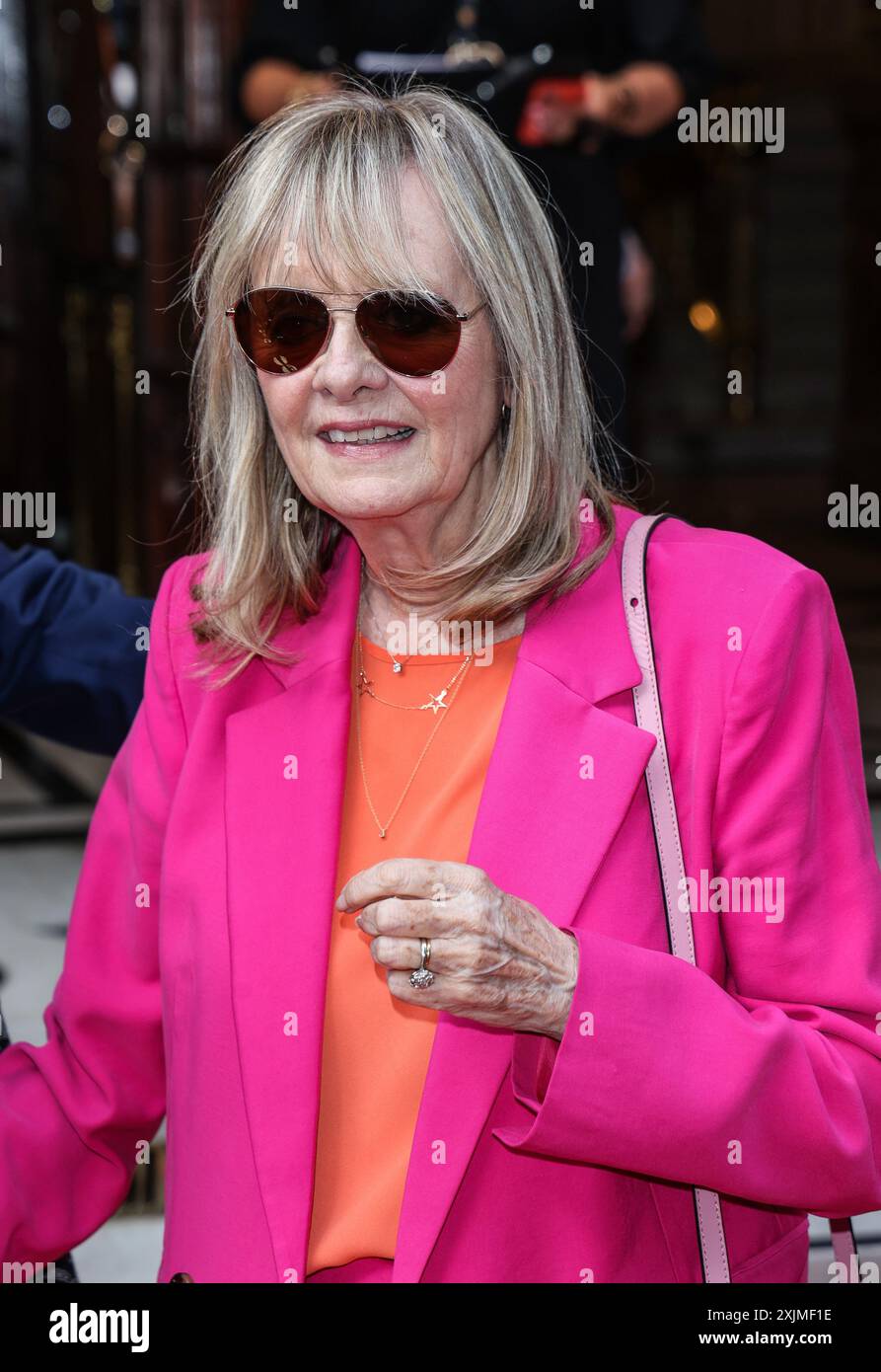 Hello july images hi-res stock photography and images - Alamy