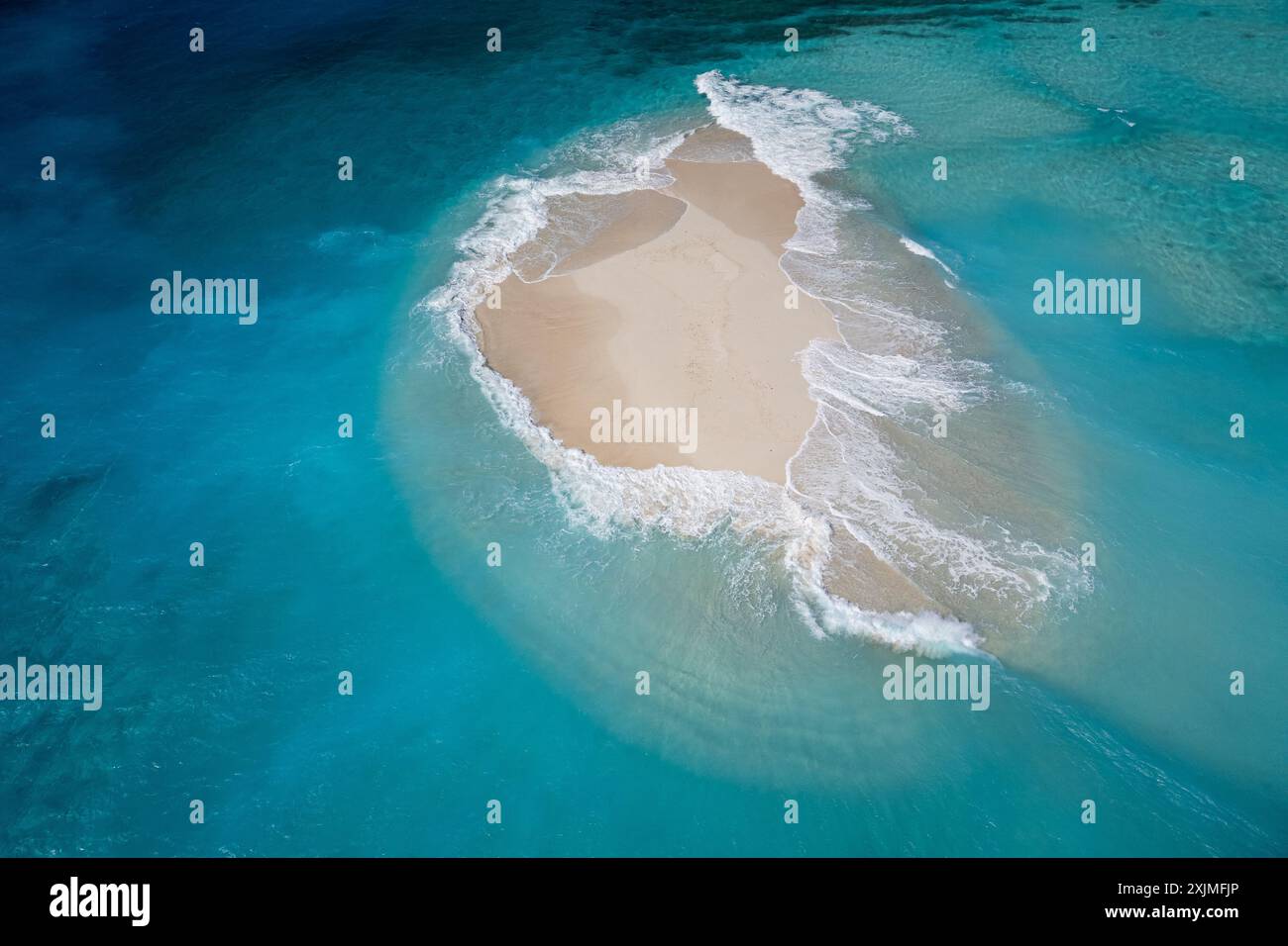 Mayotte lagoon reef island hi-res stock photography and images - Alamy