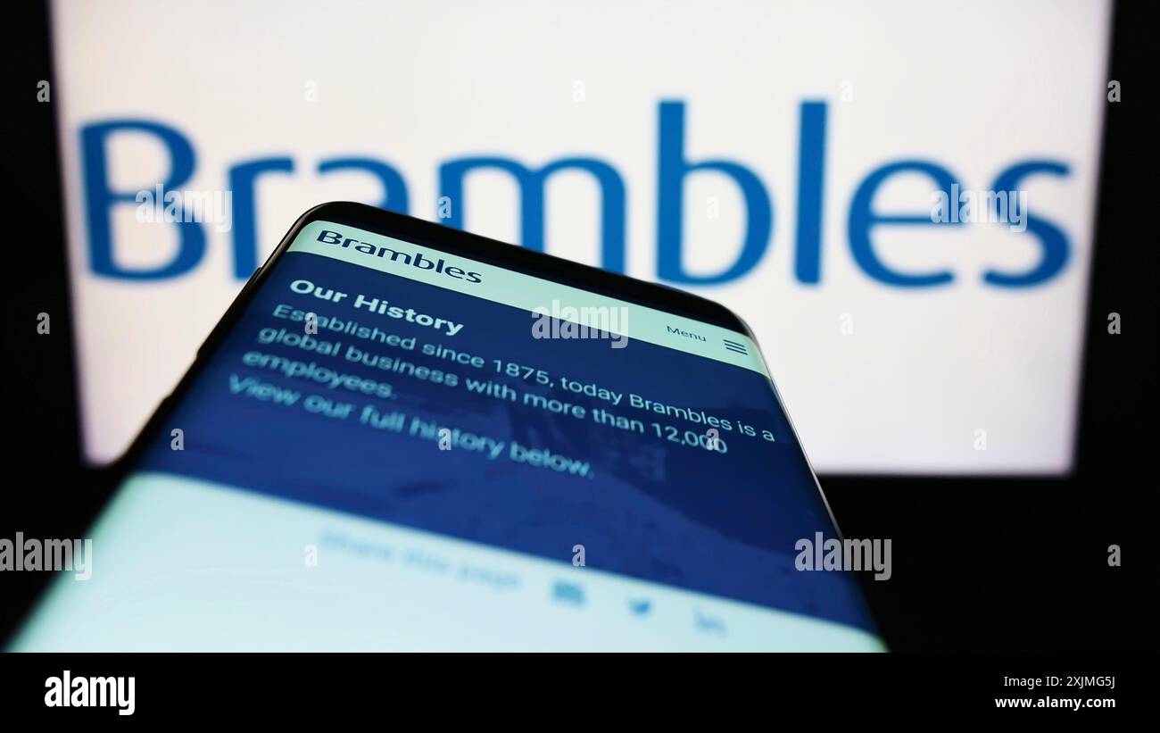 Brambles logo hi-res stock photography and images - Alamy