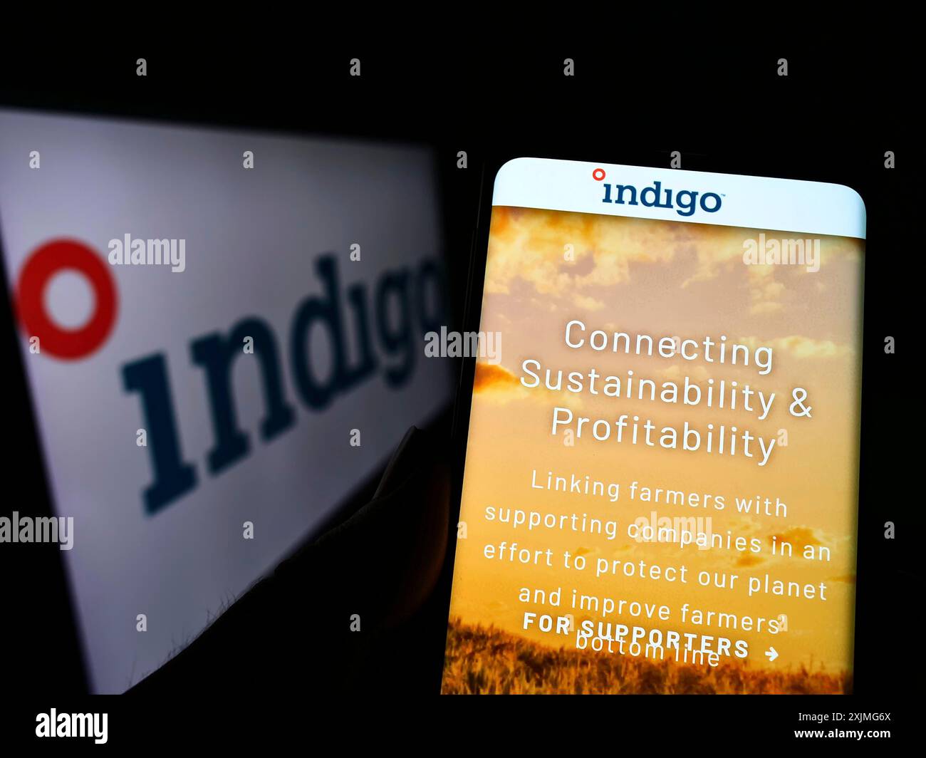 Dye technology company logo hi-res stock photography and images - Alamy