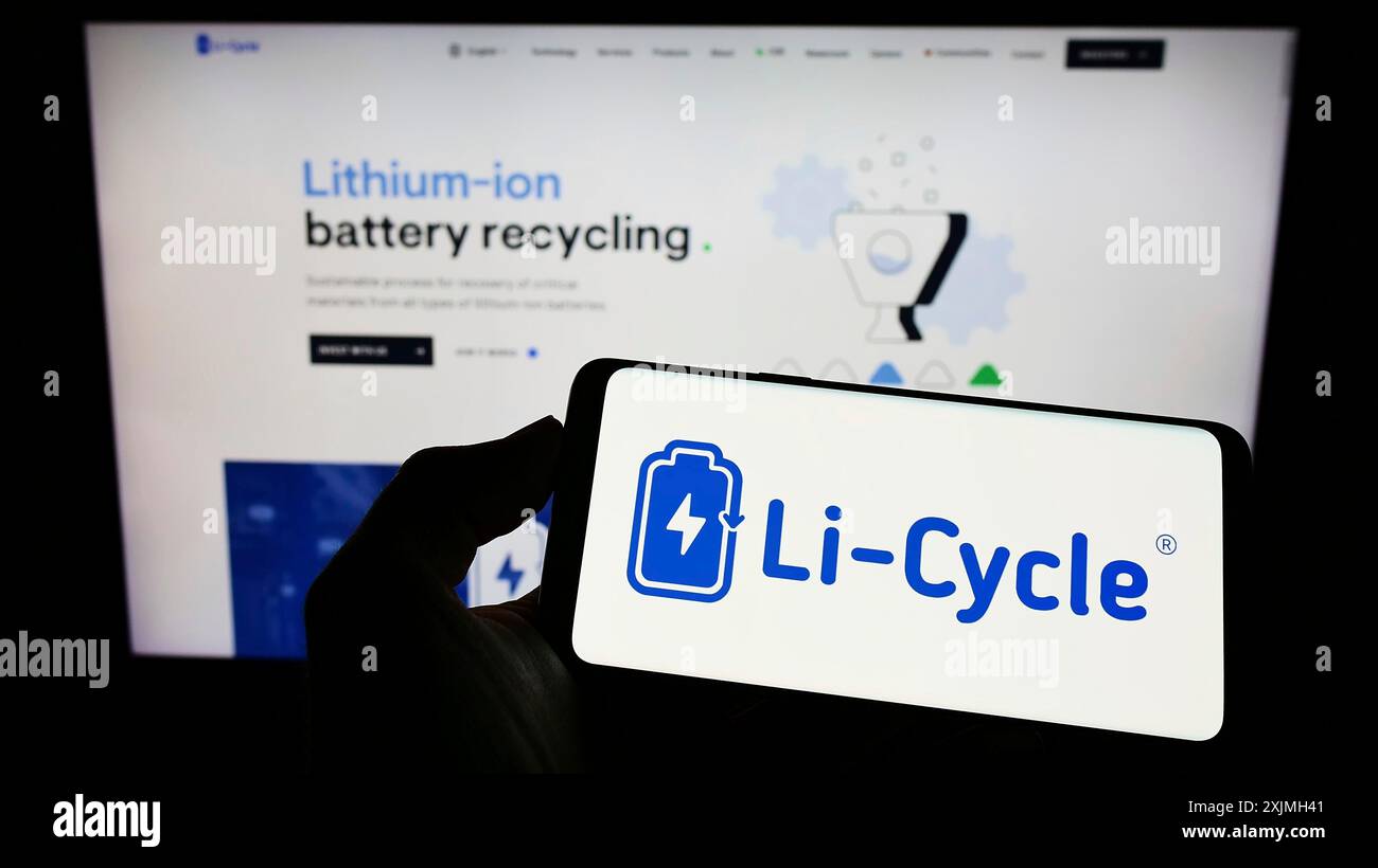 Battery recycling sorting waste hi-res stock photography and images - Alamy