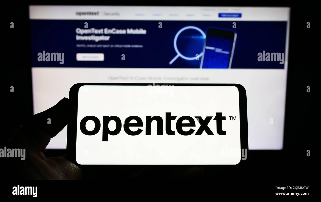 Opentext logo hi-res stock photography and images - Alamy