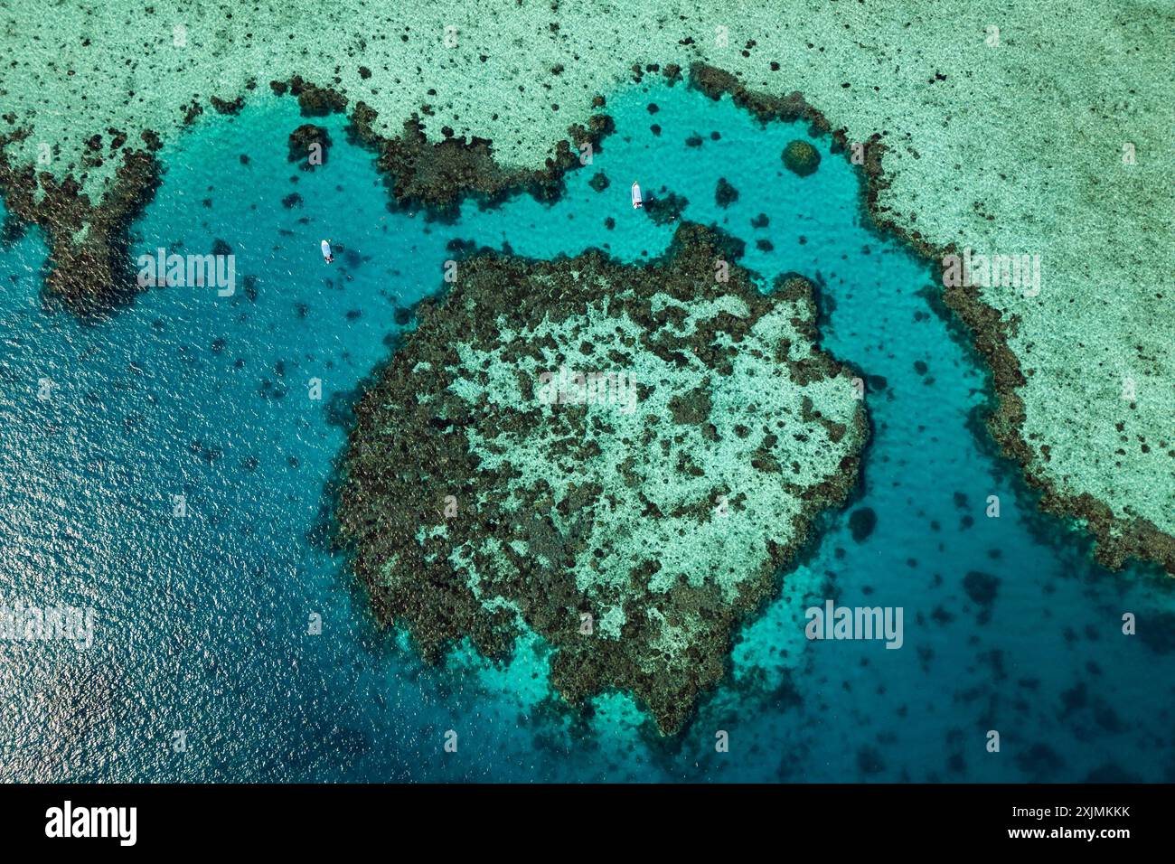 Mayotte lagoon reef island hi-res stock photography and images - Alamy