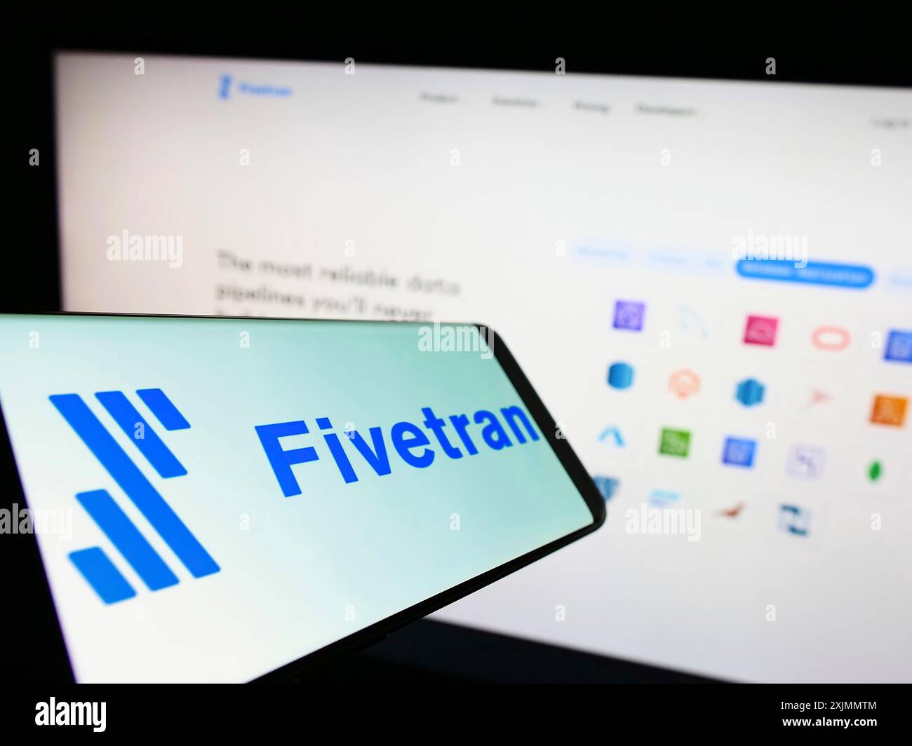 Fivetran software hi-res stock photography and images - Alamy