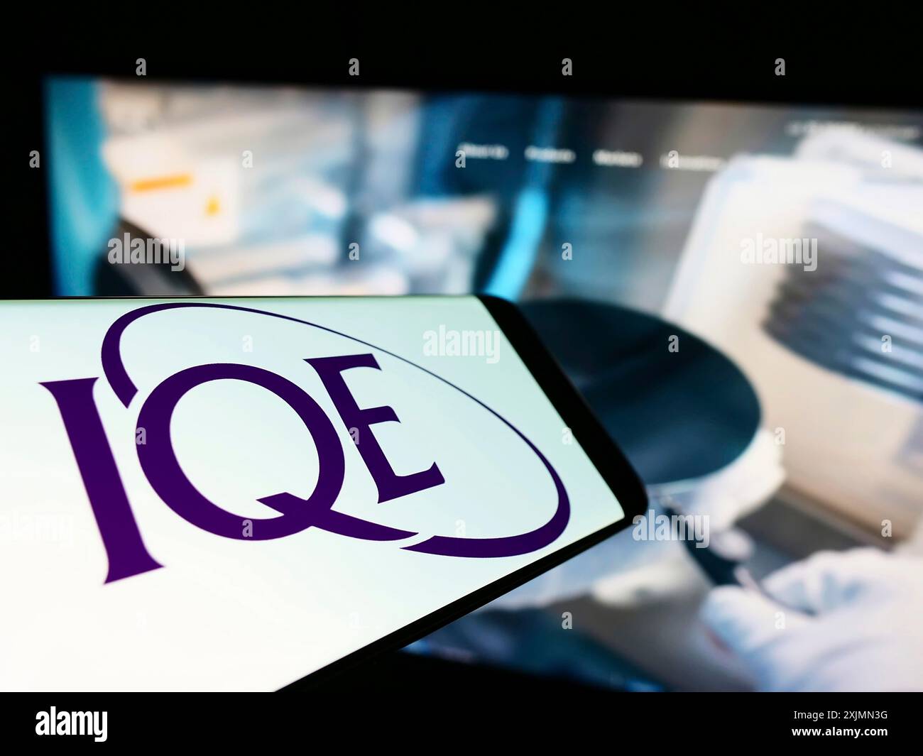 Iqe business company logo hi-res stock photography and images - Alamy