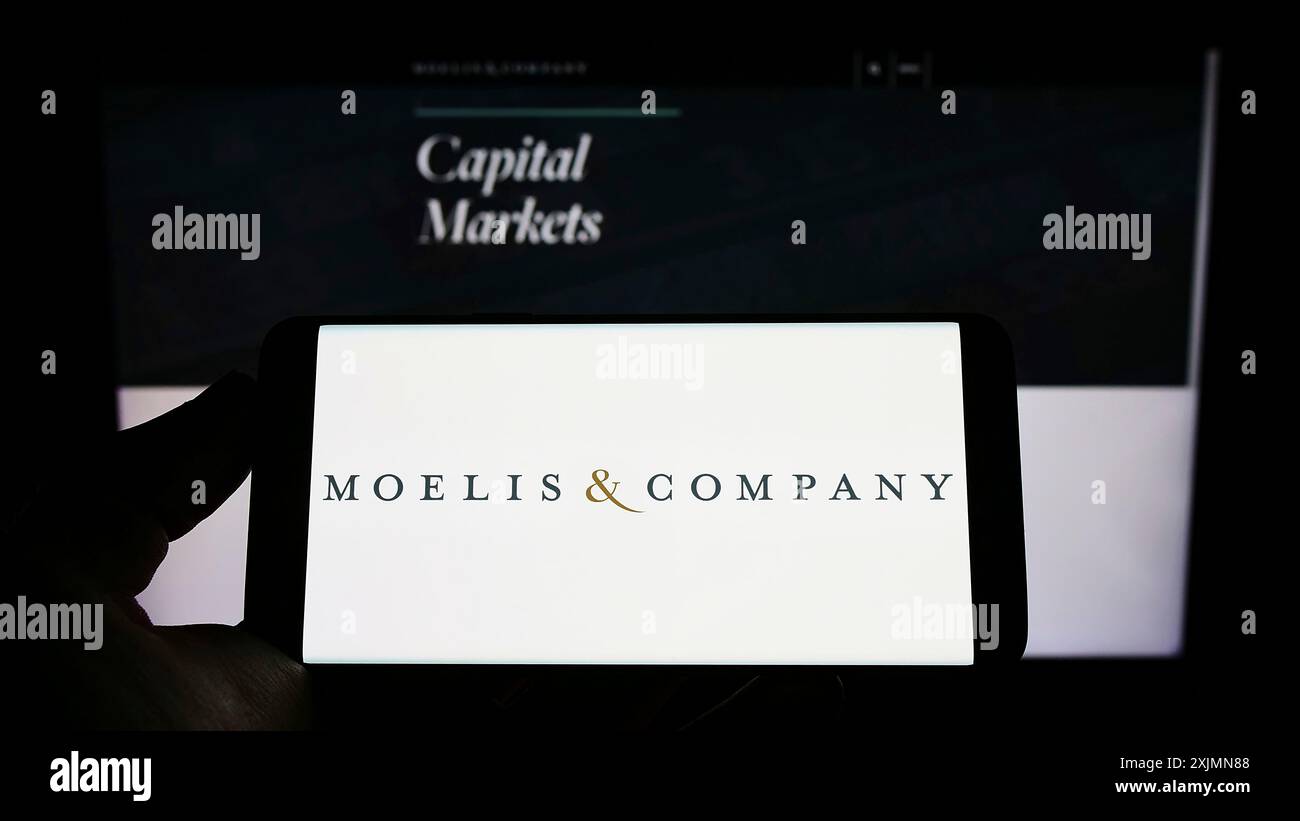 Moelis And Company Logo