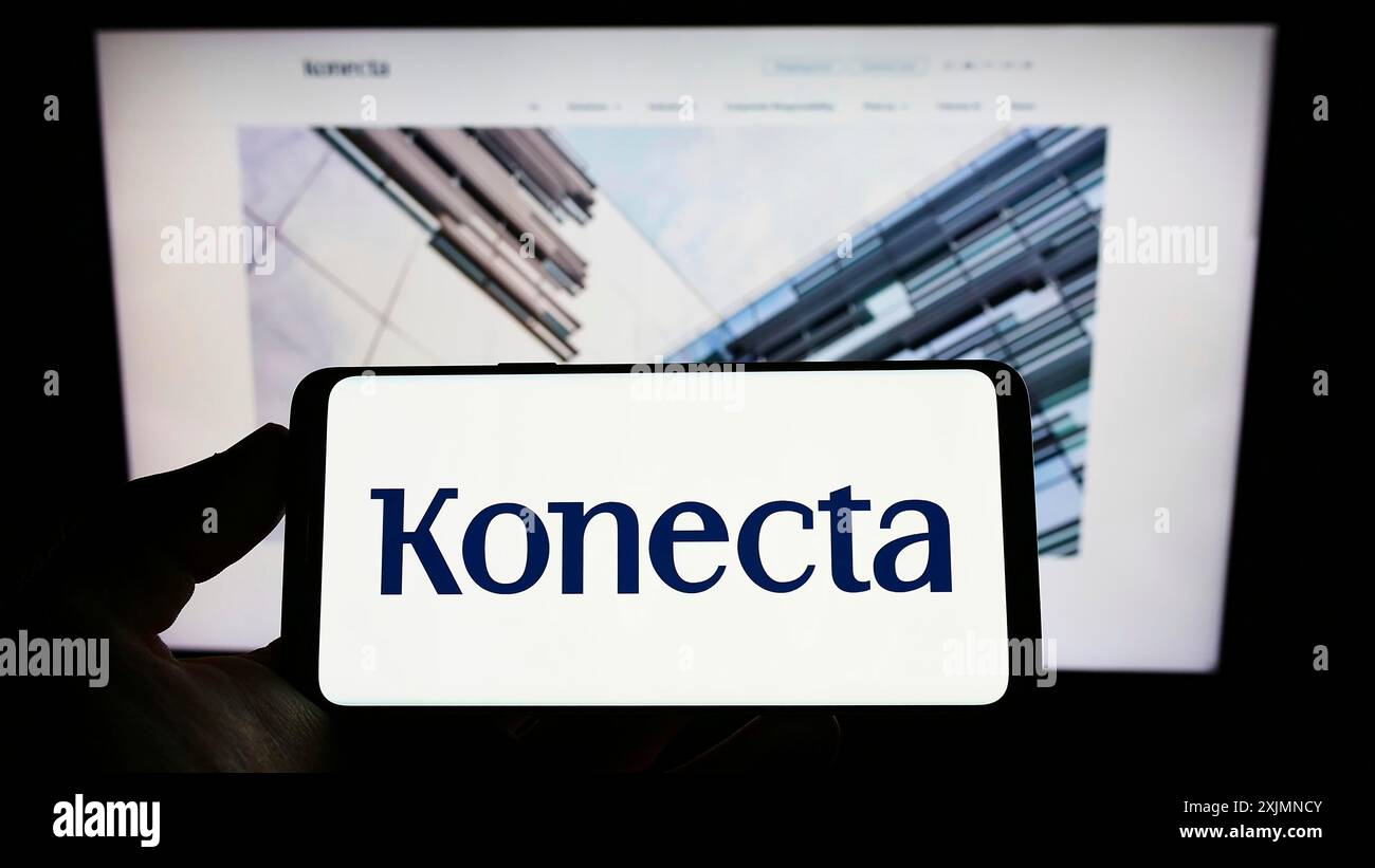 Grupo konecta hi-res stock photography and images - Alamy