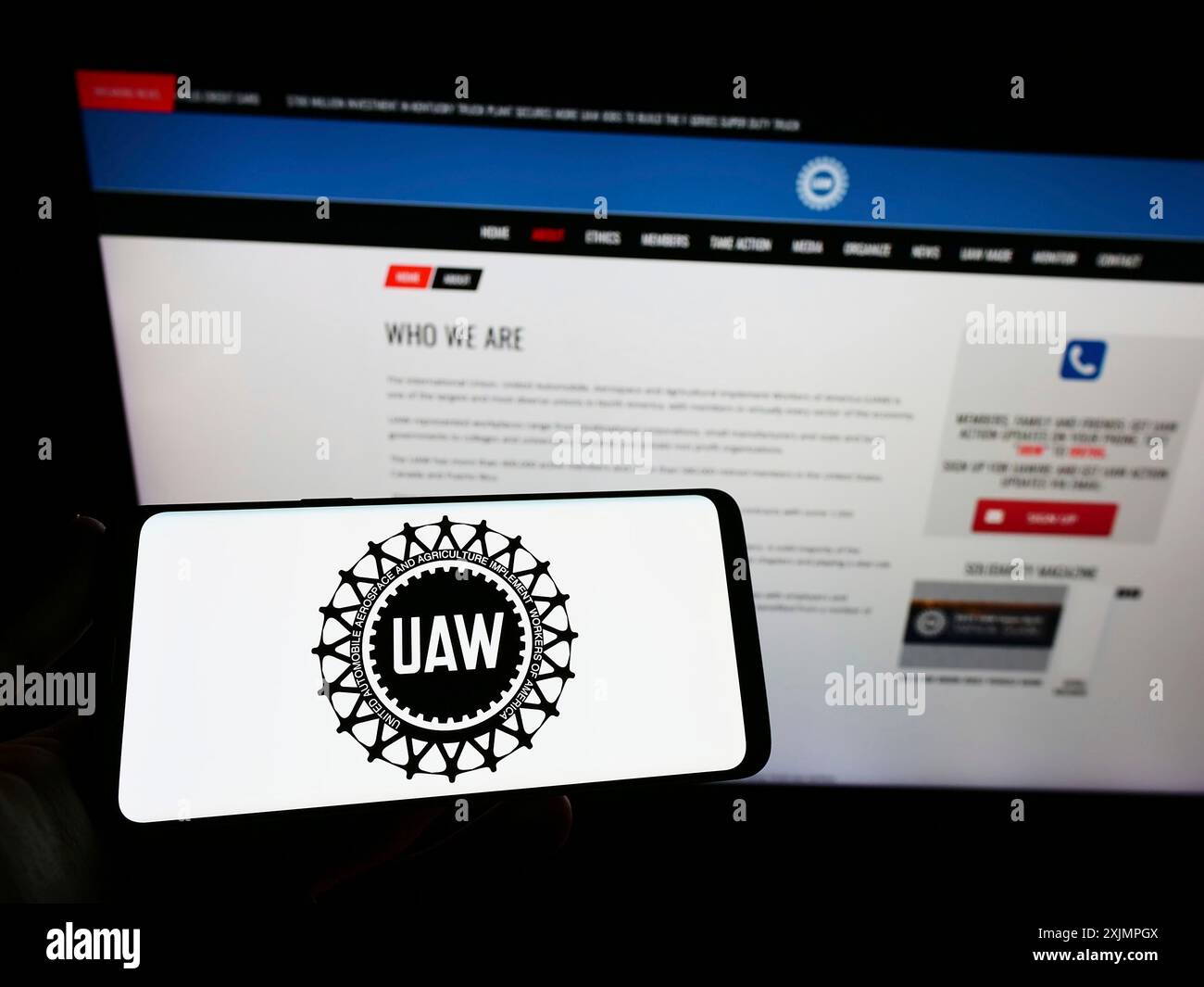 United auto workers union logo hi-res stock photography and images - Alamy