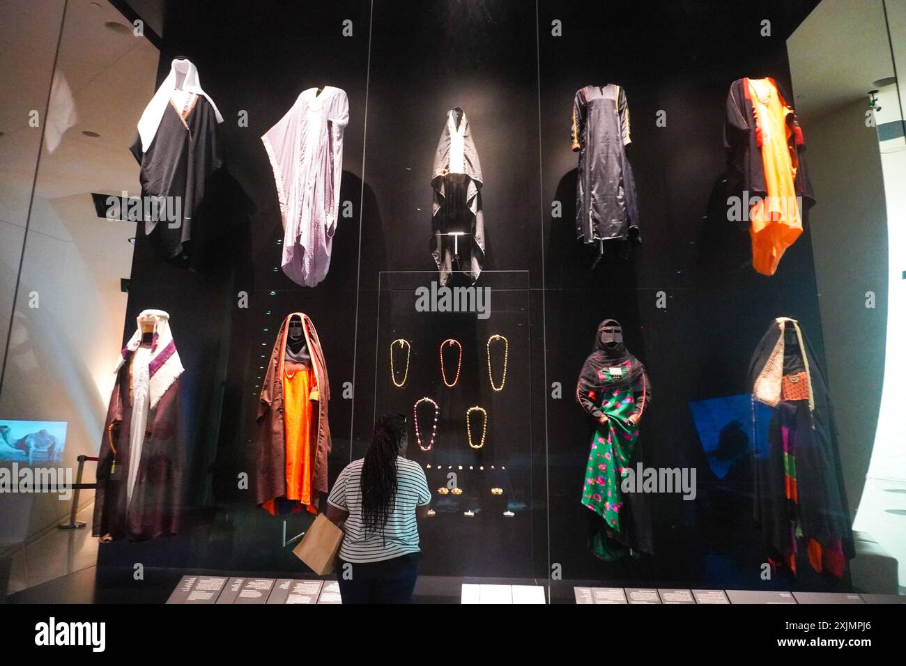 Traditional middle eastern clothes inside National Museum of Qatar In ...