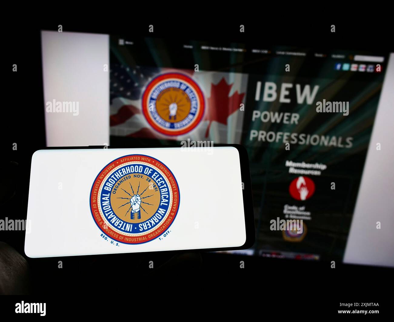 Ibew logo hi-res stock photography and images - Alamy