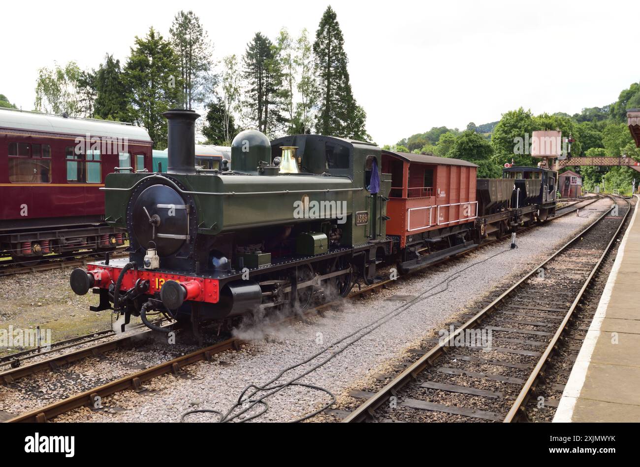 GWR 1366 class pannier tank No 1369 standing at Buckfastleigh station ...