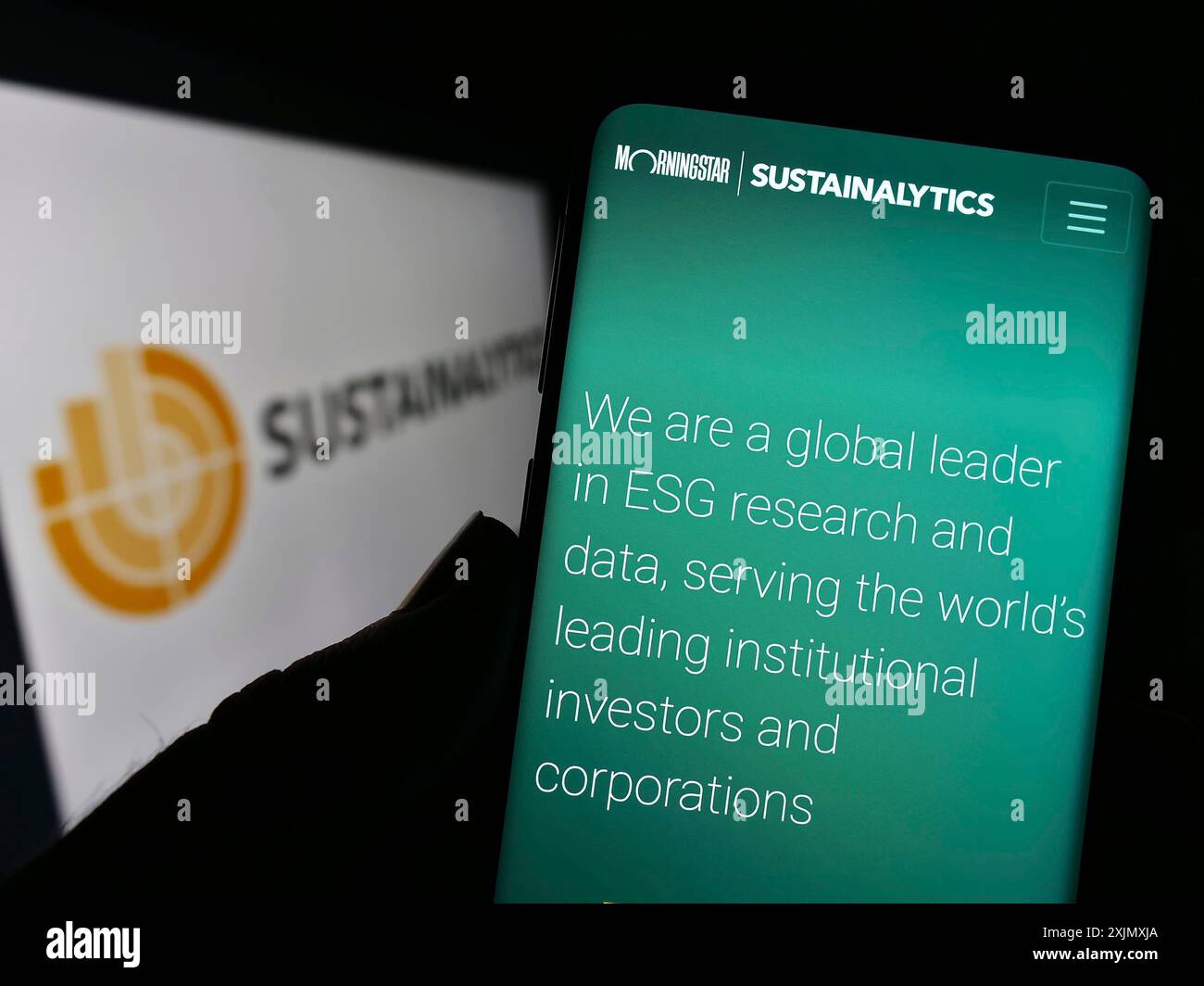 Sustainalytics logo hi-res stock photography and images - Alamy