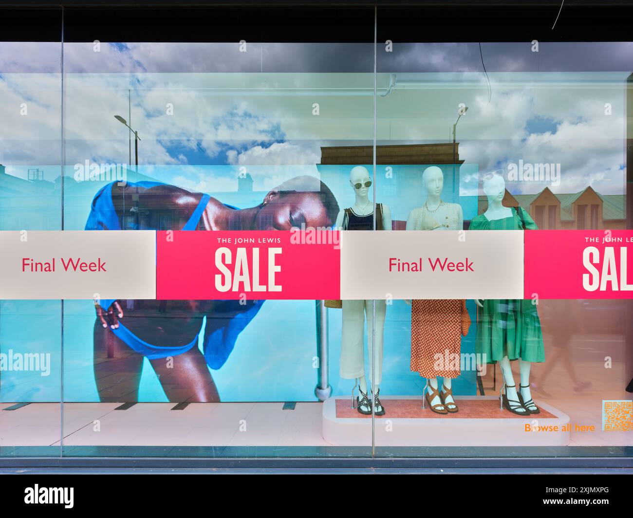 Sale window at John Lewis, Cambridge, England Stock Photo - Alamy