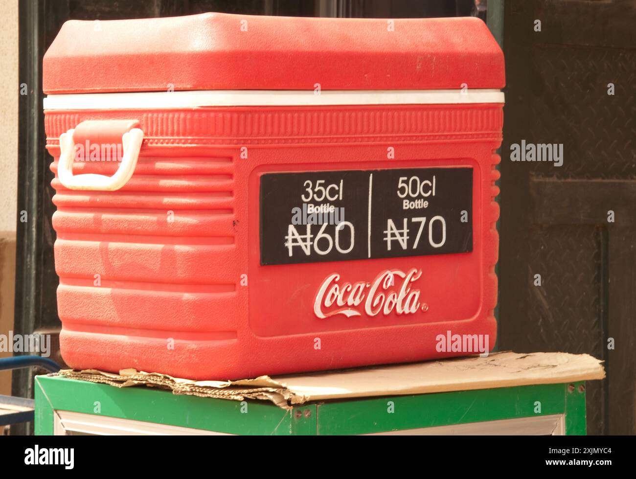 Coca cola cool box hi-res stock photography and images - Alamy