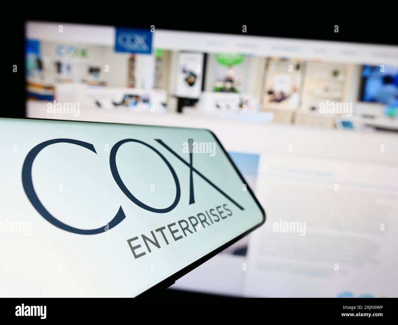Cox enterprises logo hi-res stock photography and images - Alamy