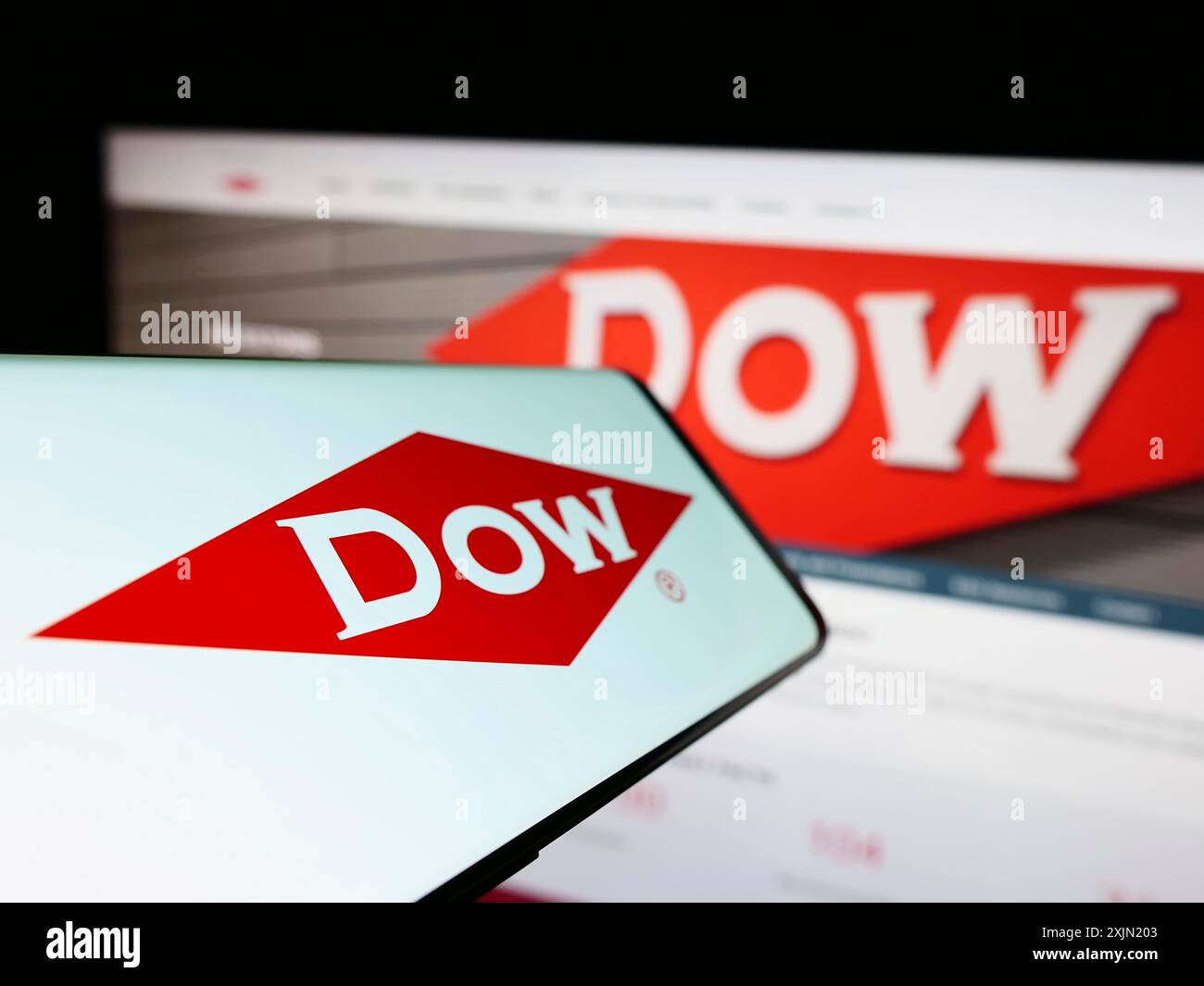 Dow chemical logo hi-res stock photography and images - Alamy