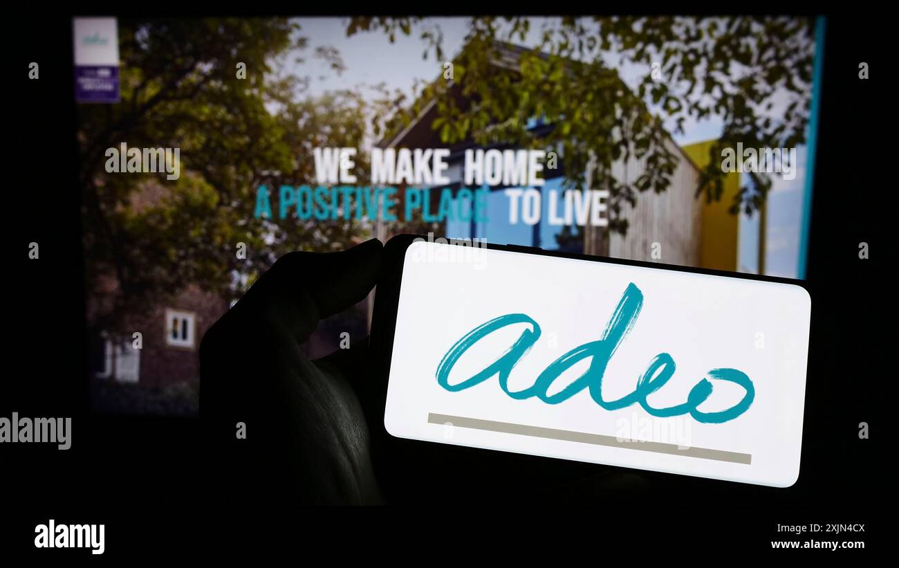 Adeo Logo