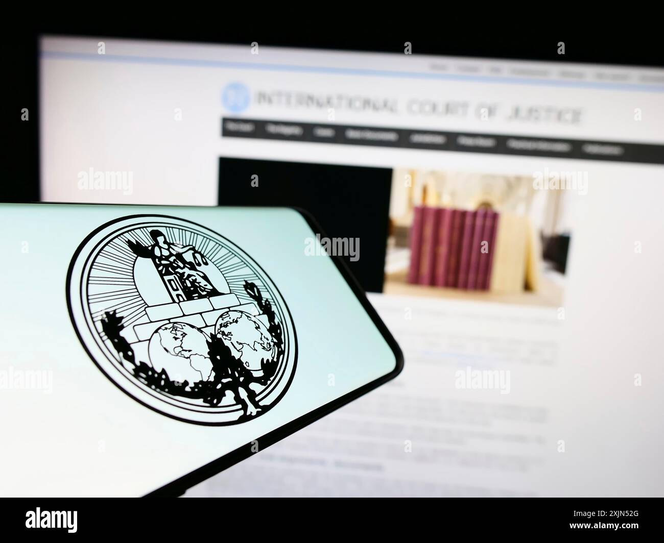 Supreme court logo hi-res stock photography and images - Alamy