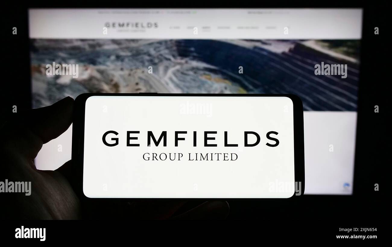 Gemfields logo hi-res stock photography and images - Alamy
