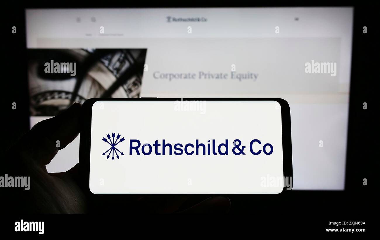 Rothschild logo hi-res stock photography and images - Alamy