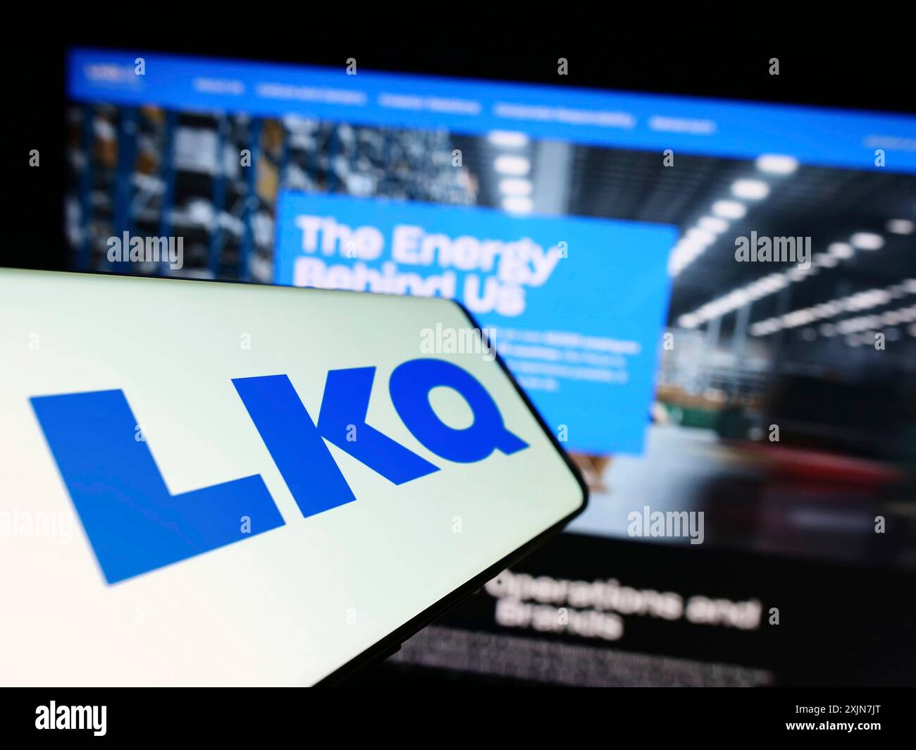 Lkq logo hi-res stock photography and images - Alamy