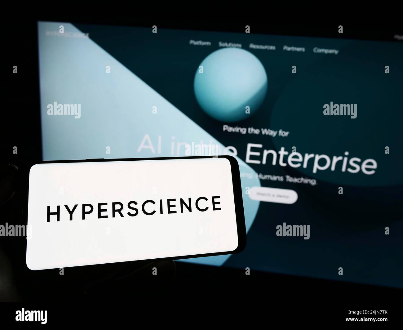 Logo hyperscience hi-res stock photography and images - Alamy