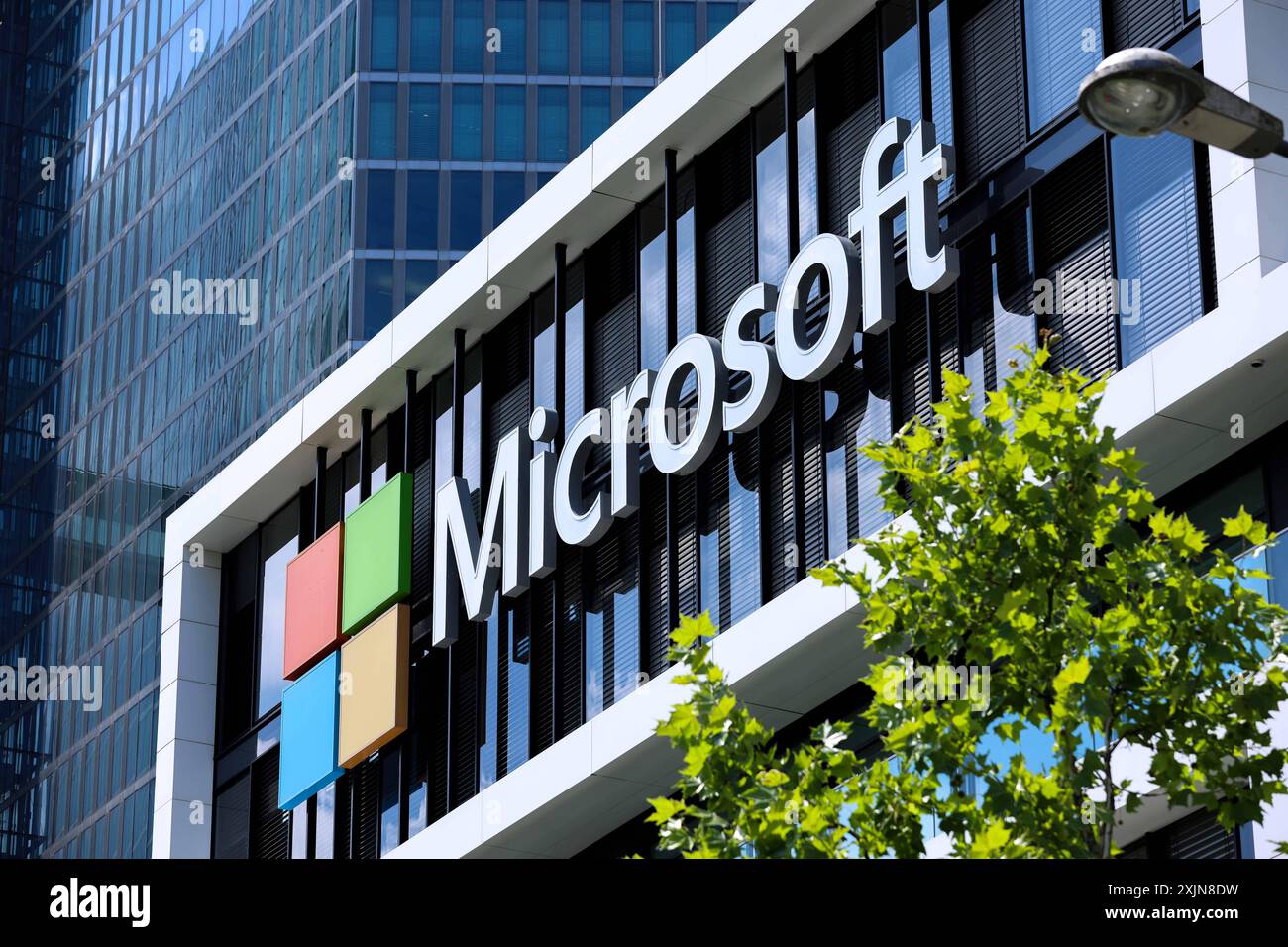 Logo / Schriftzug der Firma Microsoft am 19.07.2024 in München. Durch ein IT-Problem bei den ...