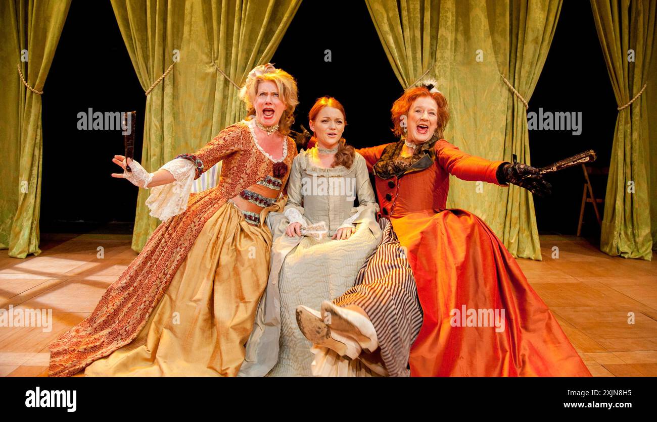 l-r: Jackie Clune (Miss Ogle), Hannah Spearritt (Lady Frances Touchwood ...