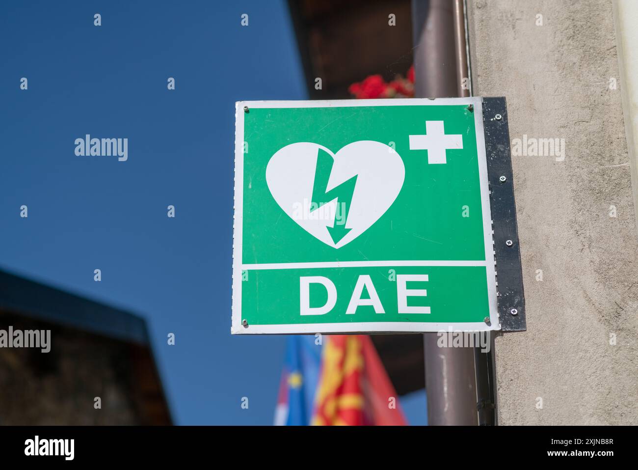 Green sign, indicates the position of the AED defibrillator for ...