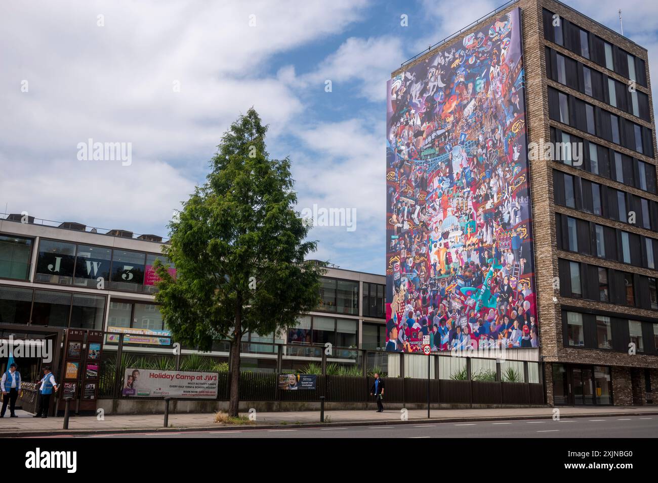 Hamopstead North West London, 19th July 2024. Artist Leon Fenter was ...