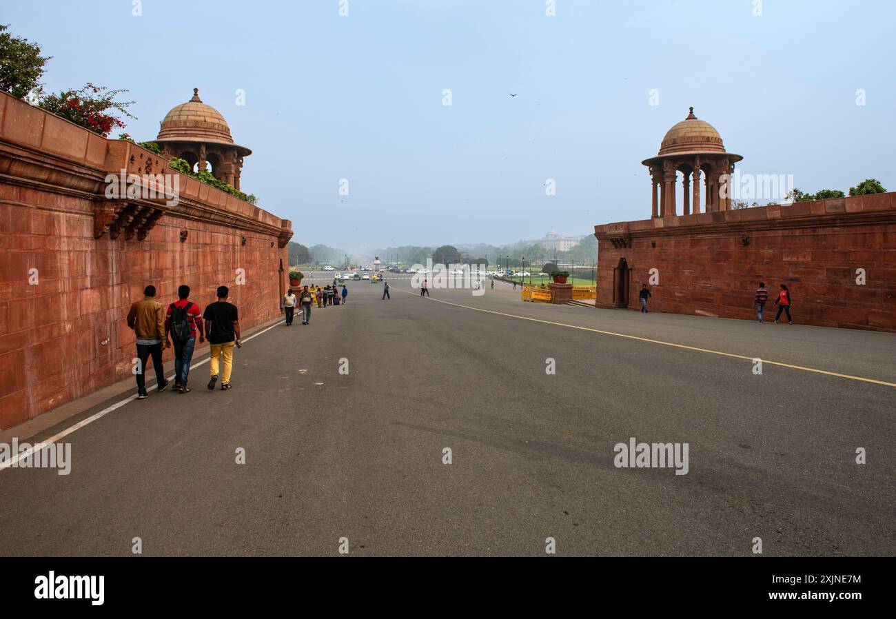 Street Kartavya Path in New Delhi Stock Photo - Alamy