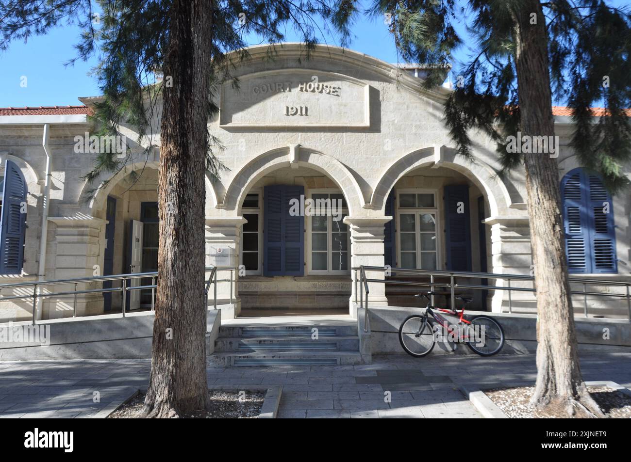 The beautiful Cyprus University of Technology (tepak) Library, Limassol ...