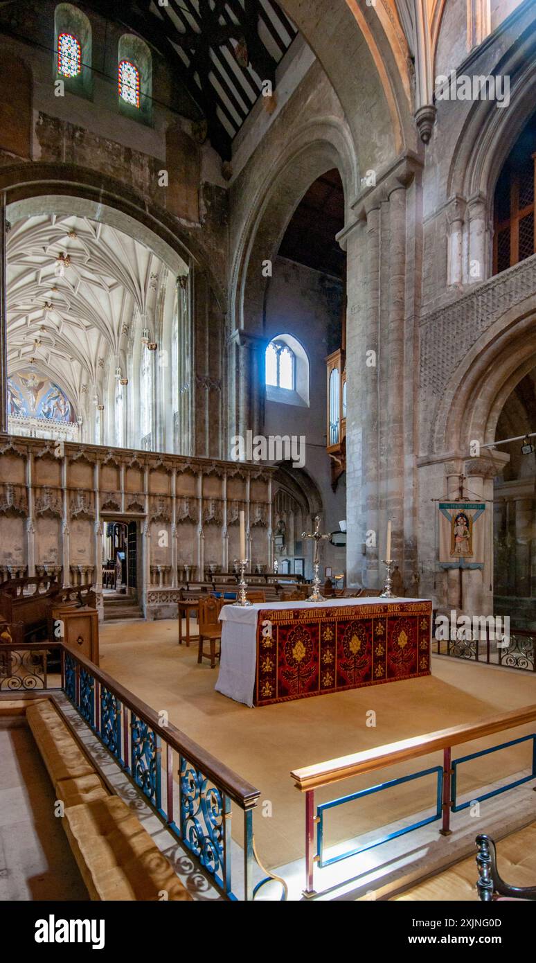 Interior of Christchurch Priory Stock Photo - Alamy