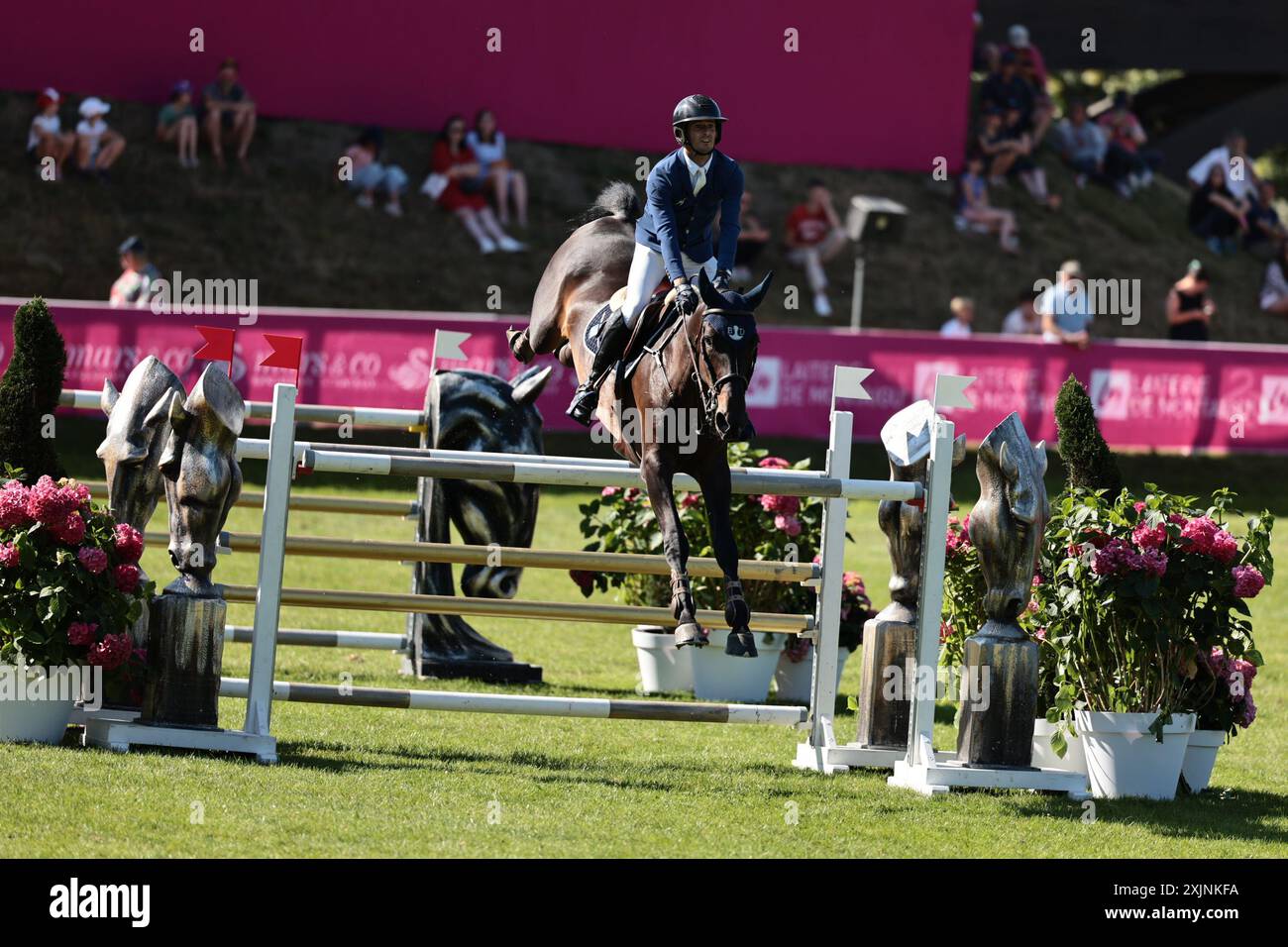 Julien Gonin of France with Valou Du Lys during the CSI5* Prix Mars ...