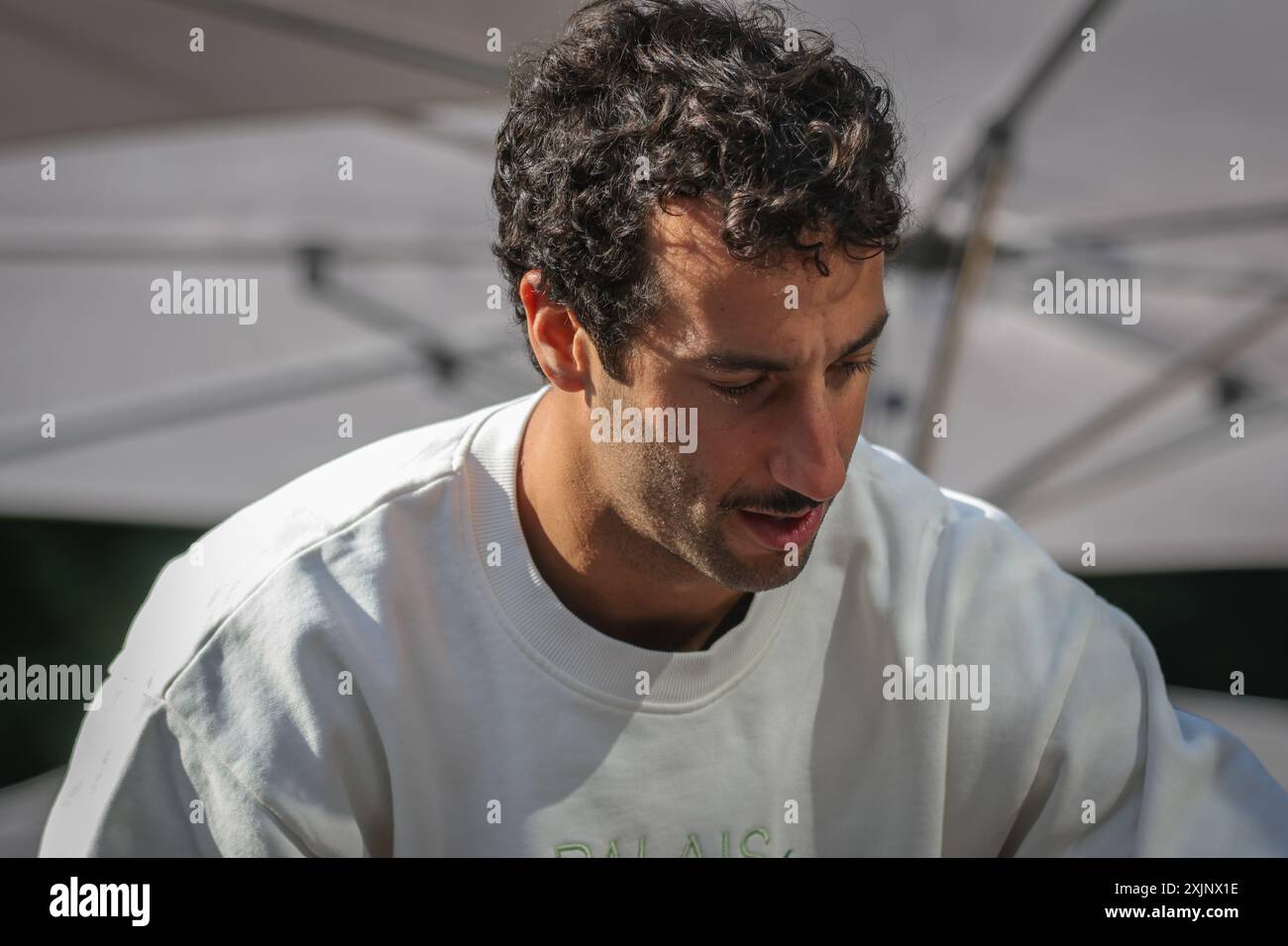 Max verstappen daniel ricciardo goodwood hi-res stock photography and ...