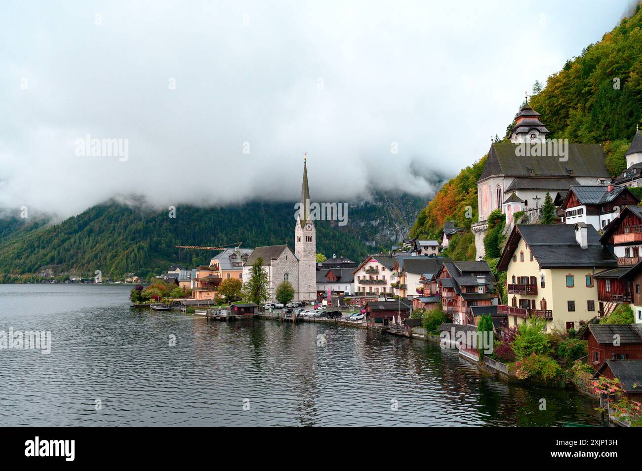 Classic view hallstatt village hi-res stock photography and images - Alamy