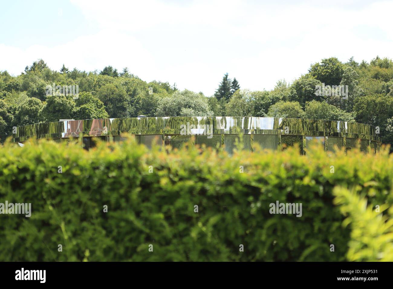 Priory Park Pavilion Reigate cafe facade with reflective surface ...