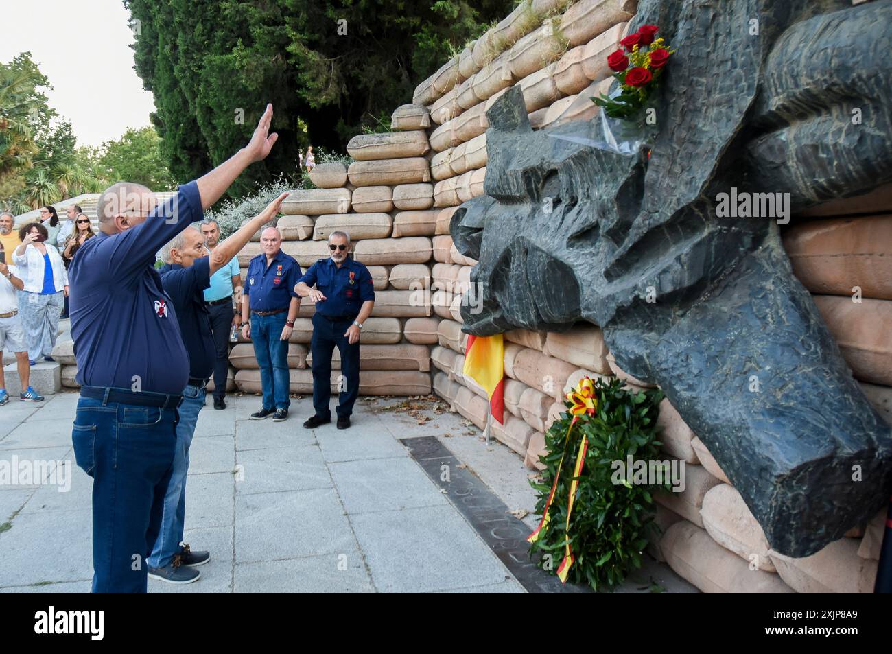 Falangist hi-res stock photography and images - Alamy