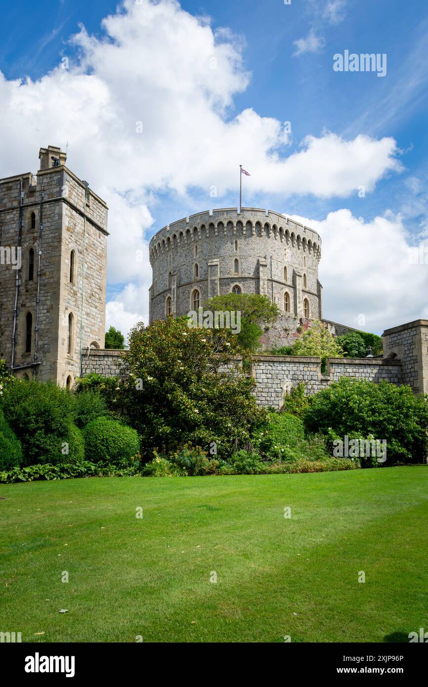 Windsor castle royal vault hi-res stock photography and images - Alamy