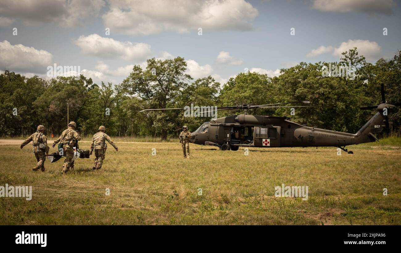 Soldiers from the 224th Brigade Engineer Battalion, 2nd Brigade Combat ...