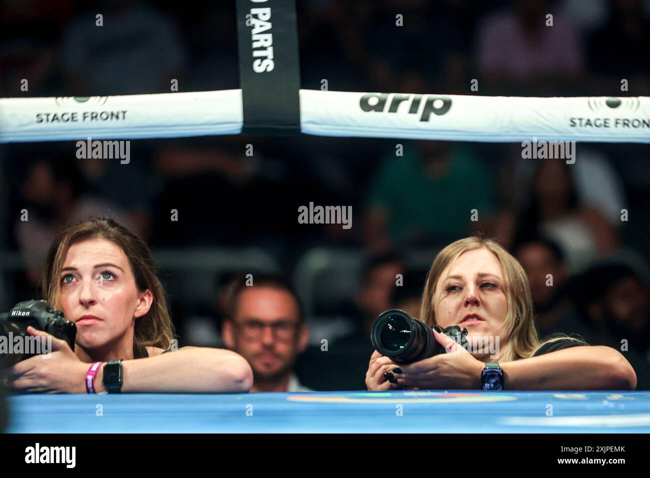 PHOENIX, ARIZONA - JUNE 29: women boxing photographers sports ...