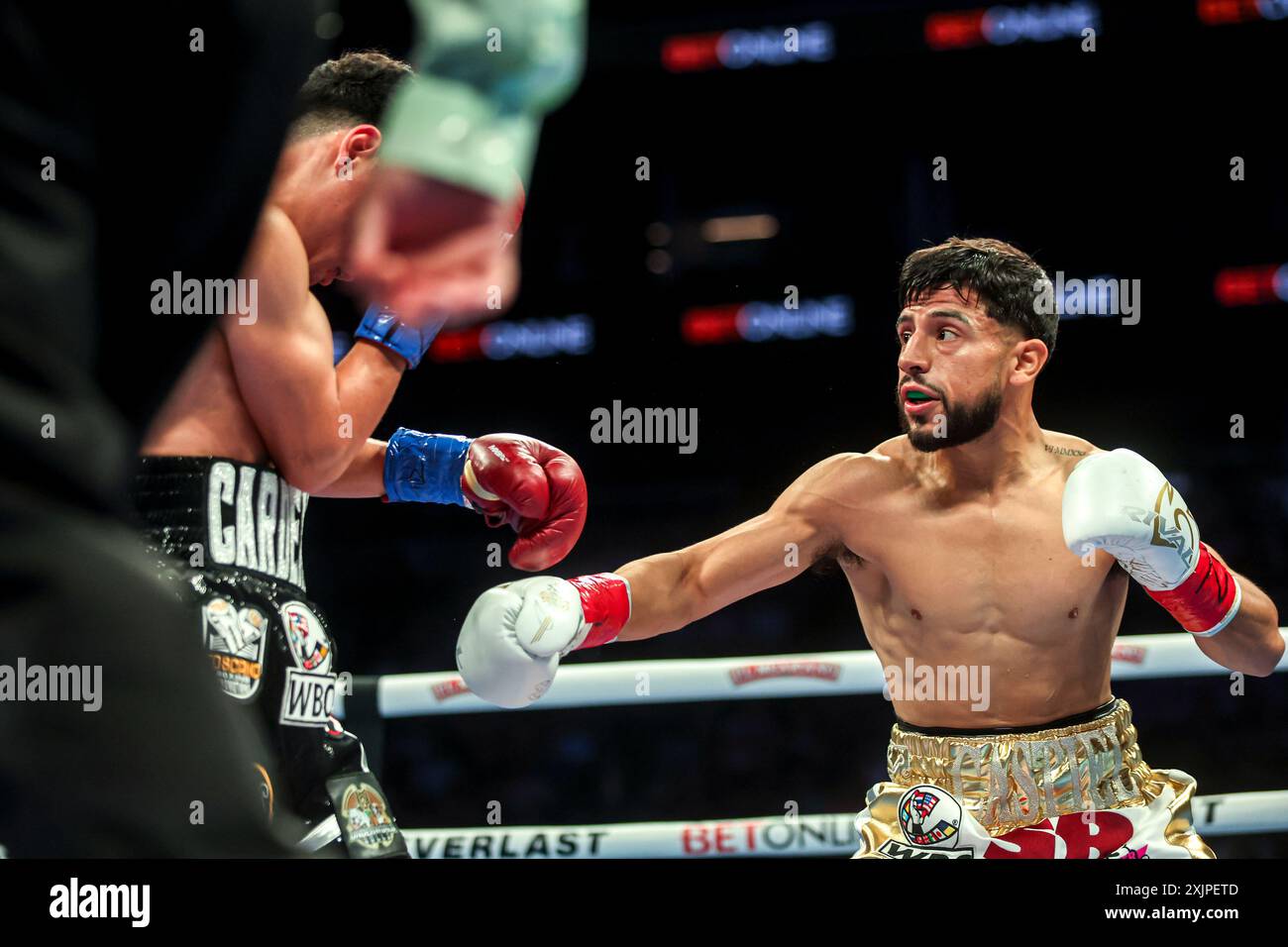 Jesse rodriguez boxing hi-res stock photography and images - Alamy