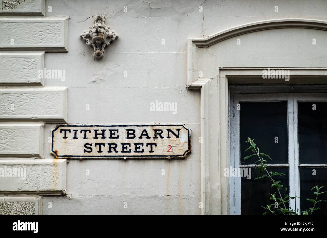 Tithe Barn street sign in city.centre Liverpool Stock Photo - Alamy