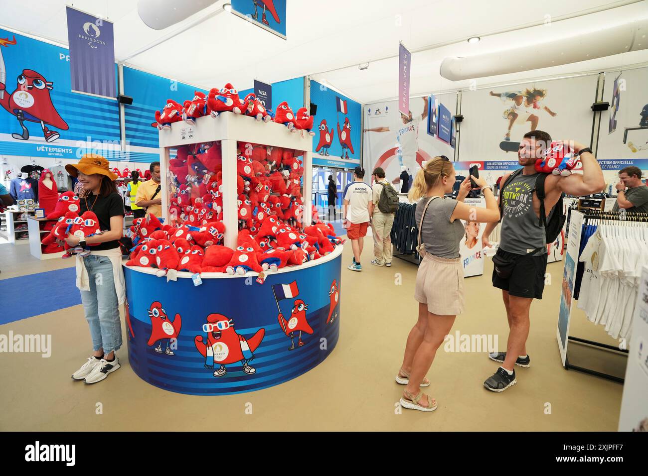 People visit an official shop in Parsi on July 19, 2024. ( The Yomiuri ...