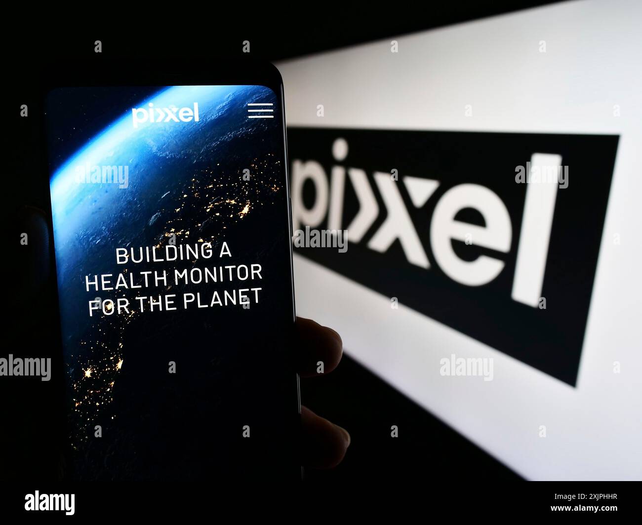 Pixxel hi-res stock photography and images - Alamy