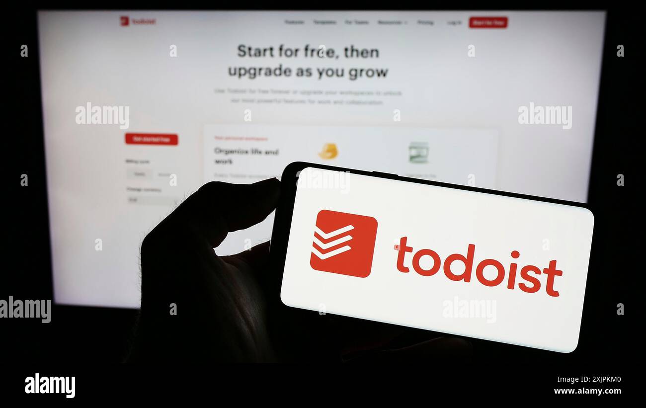 Todoist logo hi-res stock photography and images - Alamy