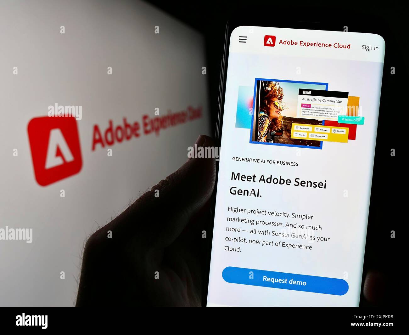 Adobe experience cloud logo hi-res stock photography and images - Alamy