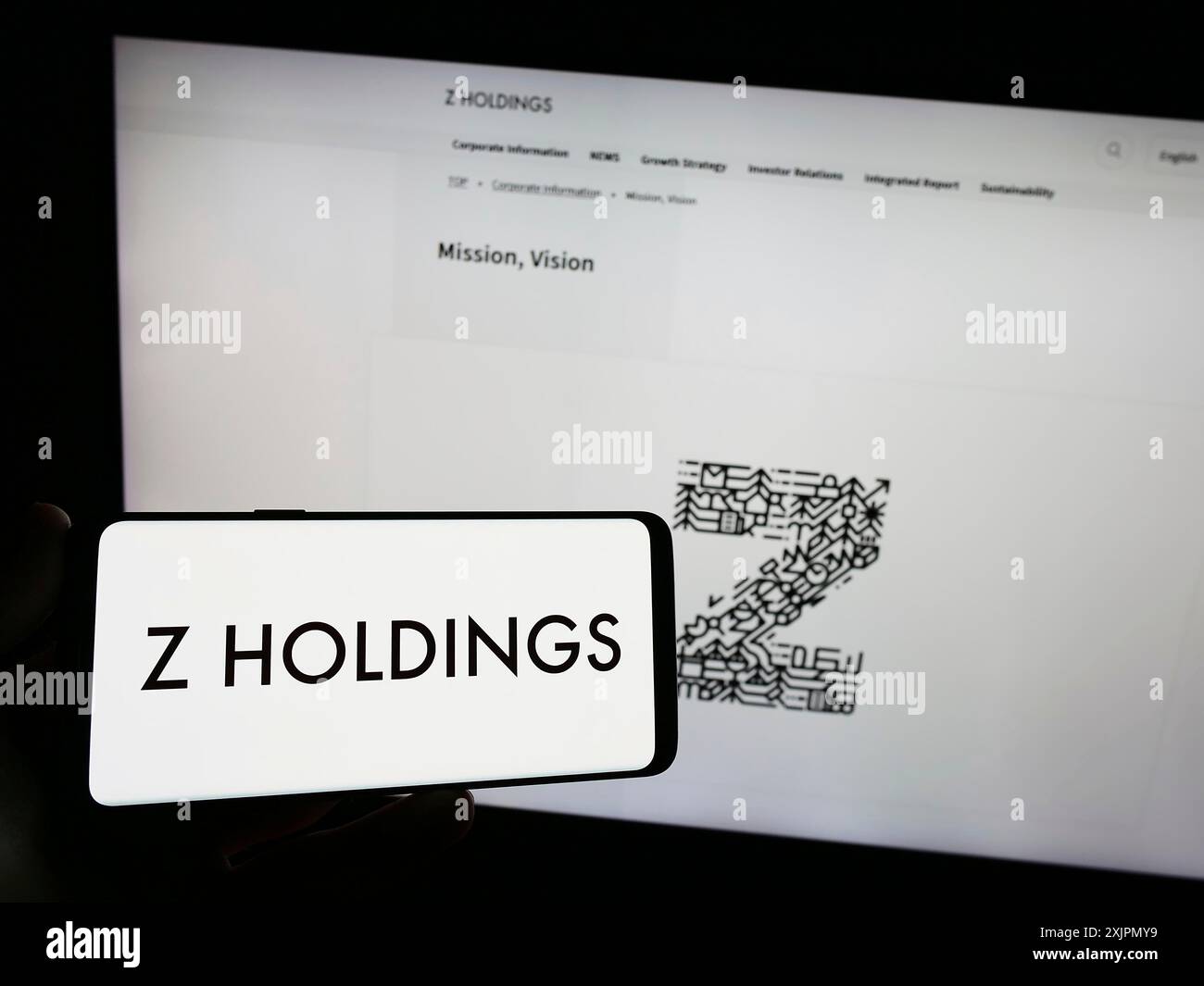 Z holdings corporation hi-res stock photography and images - Alamy