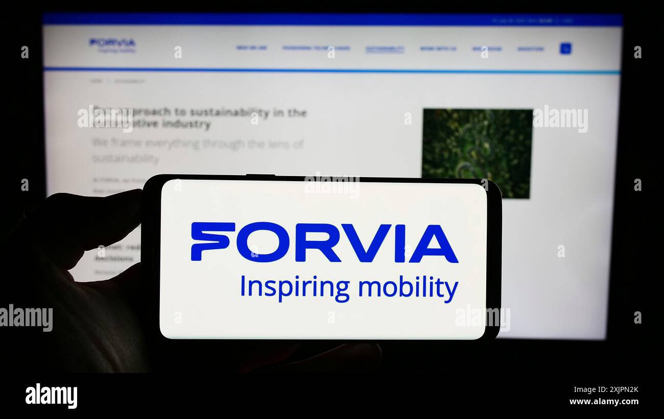 Forvia logo hi-res stock photography and images - Alamy