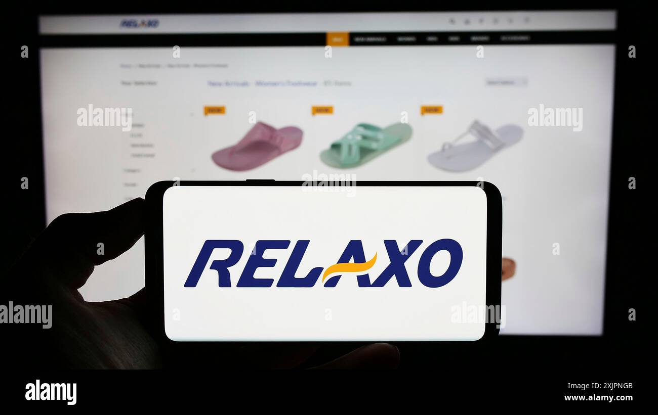 Relaxo logo hi-res stock photography and images - Alamy